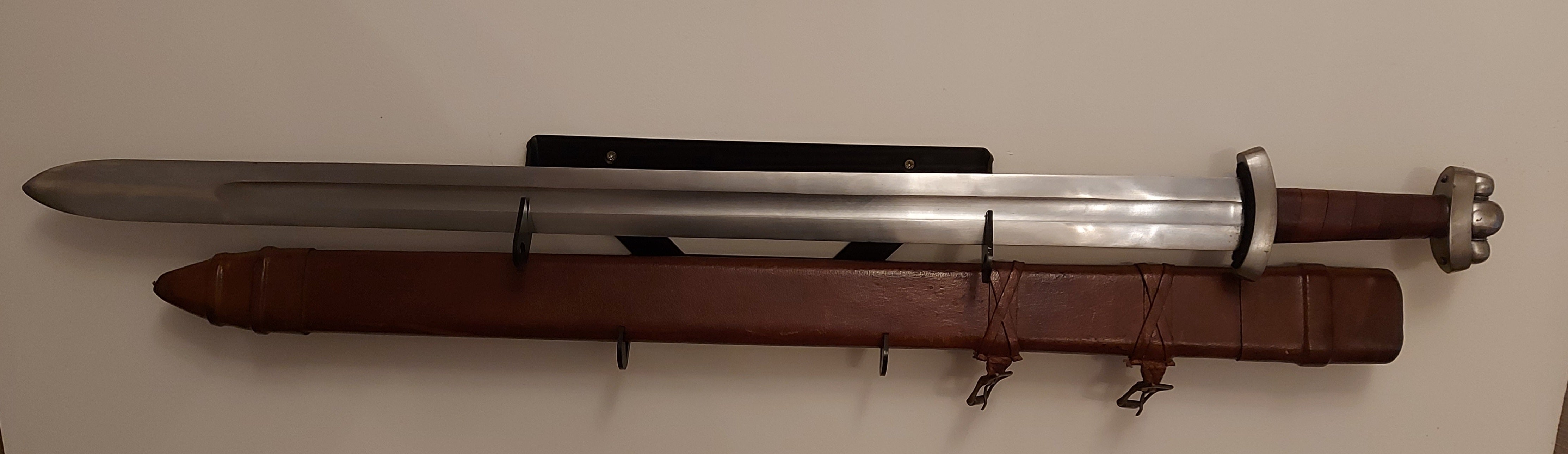 Double Sword Bracket – mandometalsmith